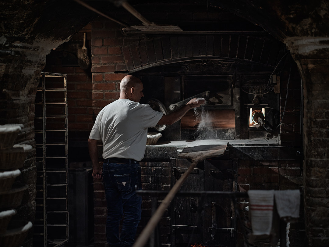 Poilâne UK – Artisanal sourdough bread bakery.